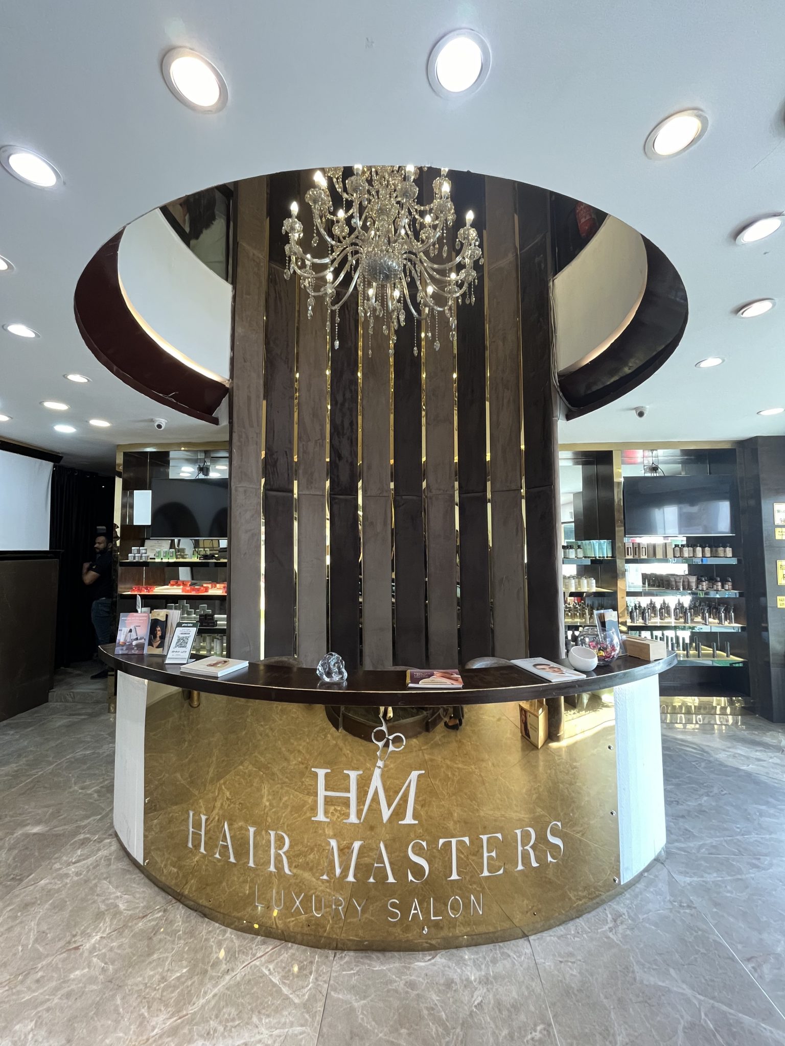 Best Salon in Sector 9, Chandigarh | Expert Hair Salon Services